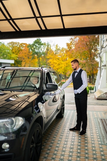 Driver and Chauffeur Services in Italy | Italia Concierge